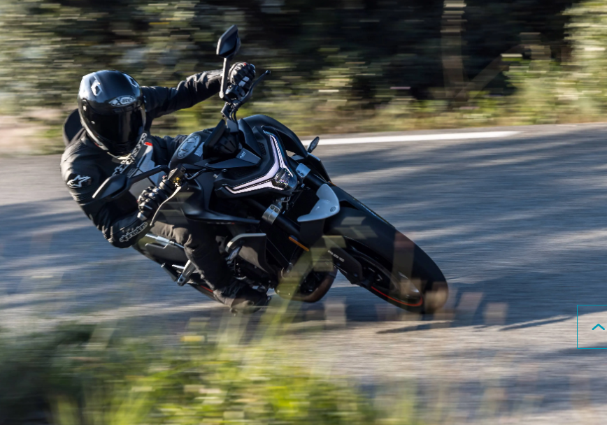 CFMOTO 800 NK Advanced 2025 – Naked Sport Motorcycle