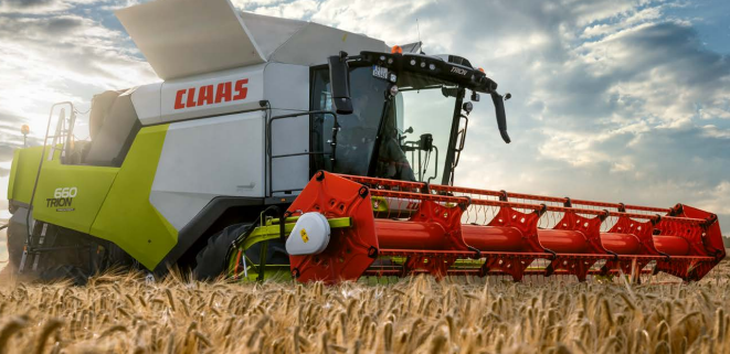 CLAAS TRION 540 – 354 HP Combine Harvester with APS WALKER