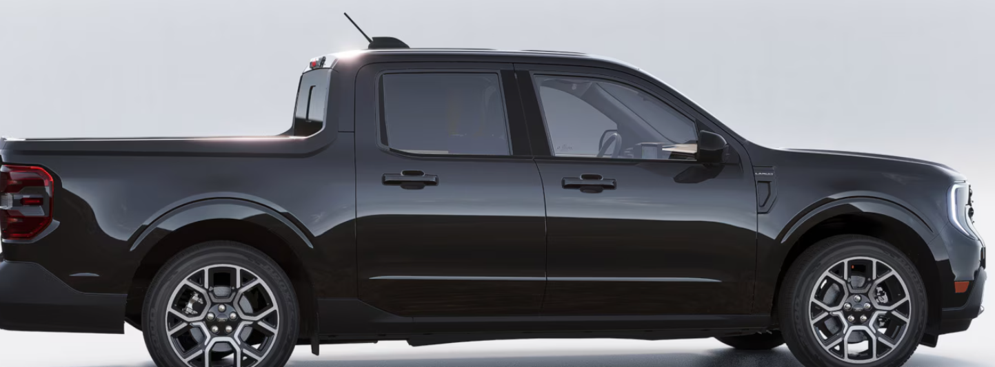 2025 Ford Maverick XL – Compact Pickup with Hybrid Efficiency